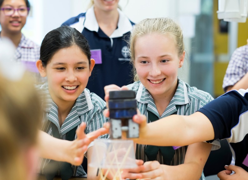 OceanWorks Community and Outreach : The University of Western Australia